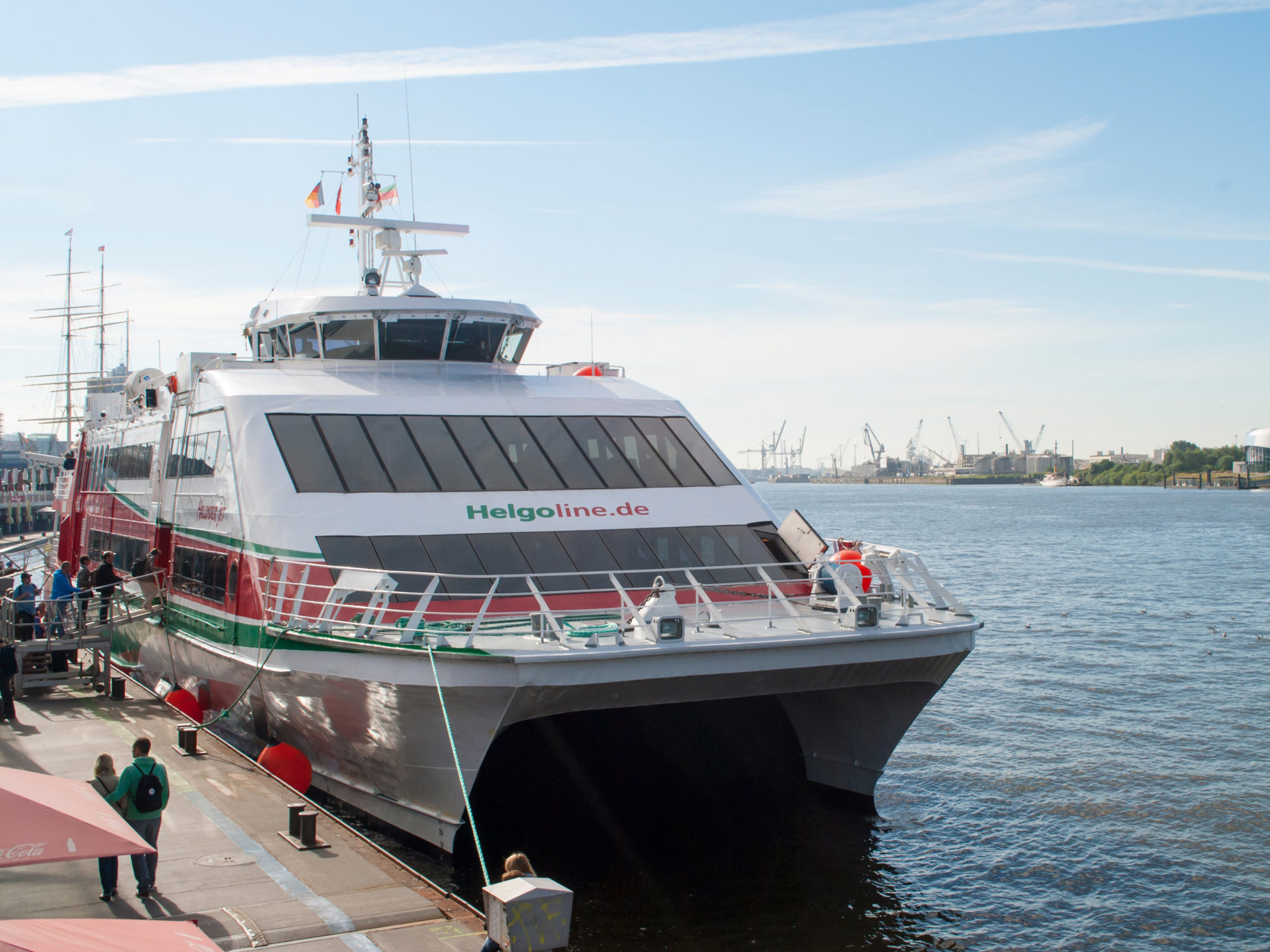 Mit der Halunder Jet nach Helgoland